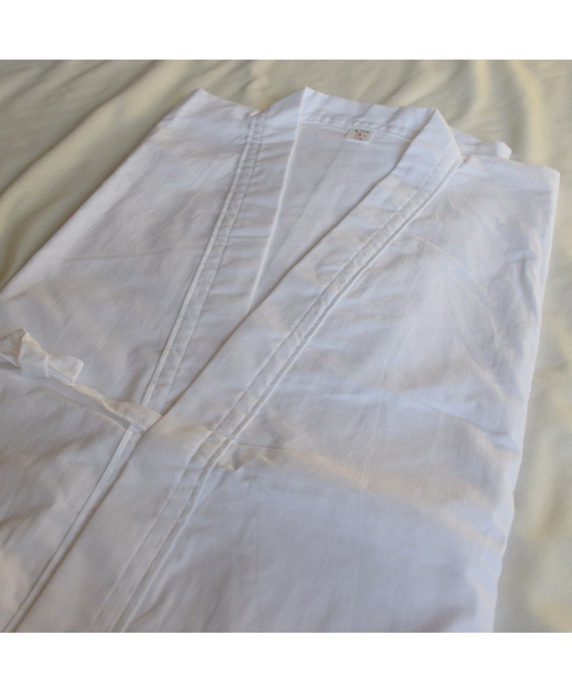 Hada juban - sous-vêtement pour kimono / keikogi de Iaido japonais.