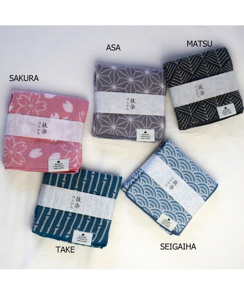 Japanese sponge towel to wife one's face, for Martial Arts / sports.