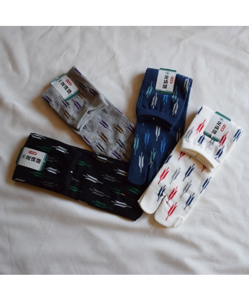 Tabi YAGASURI - Japanese black cotton socks. Retain heat, absorb moisture.