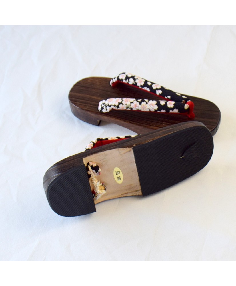 geta , Japanese woman traditional shoes