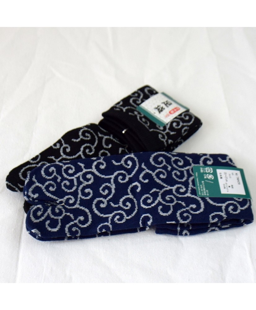 KARAKUS Japanese black cotton socks. Retain heat, absorb moisture.