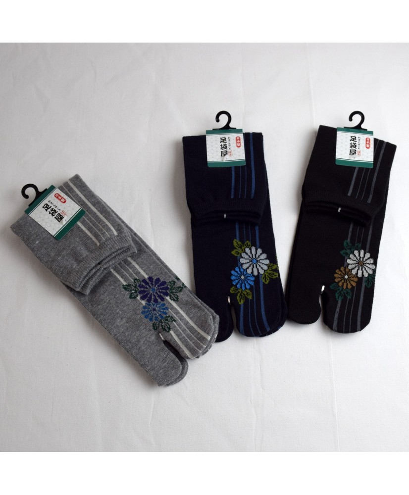 Tabi KIKU- Japanese black cotton socks. Retain heat, absorb moisture.