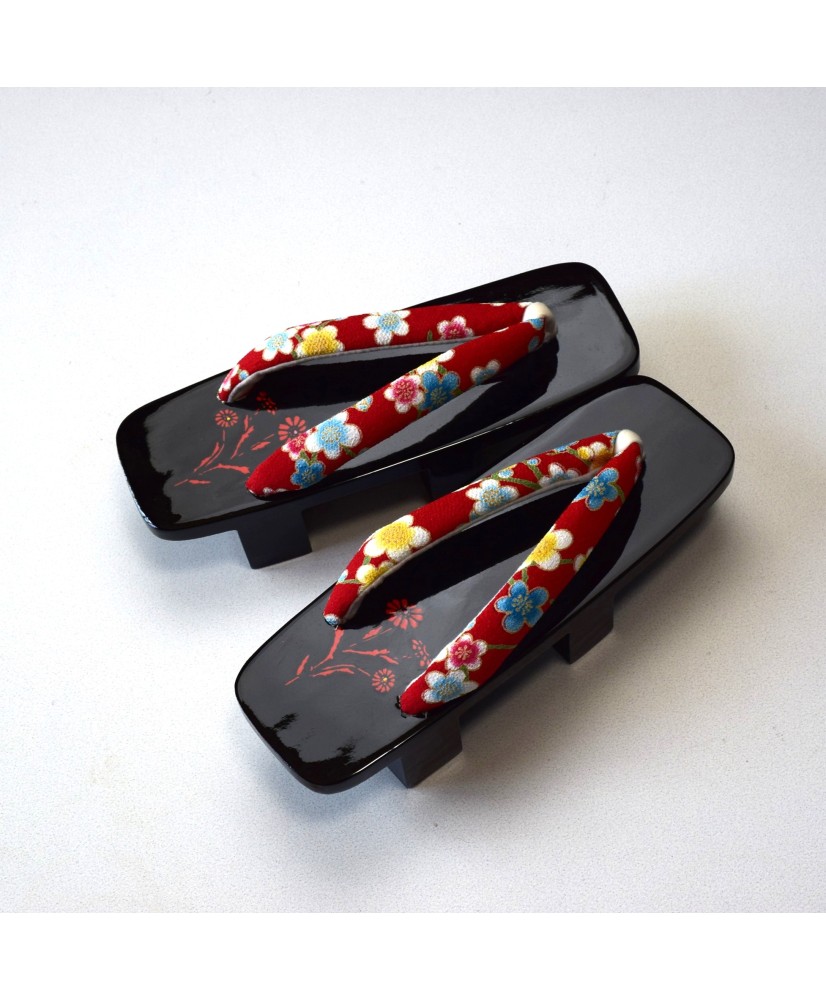 Black Lacquered Geta for Women - 24cm