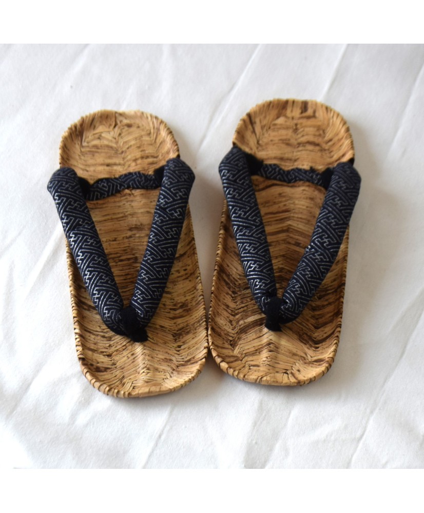 Takegawa zori japanese flip-flop sandals in bamboo. In our online shop