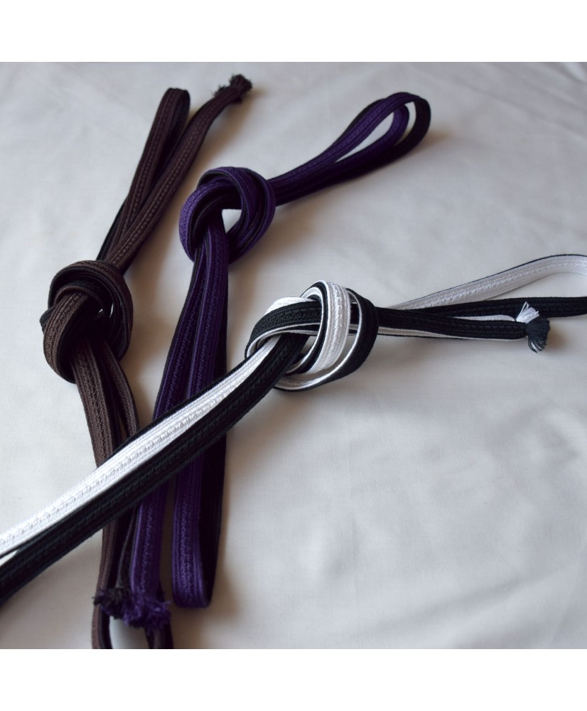 Sageo for saya of iaito / katana. In silk, nice chuya bicolor pattern.